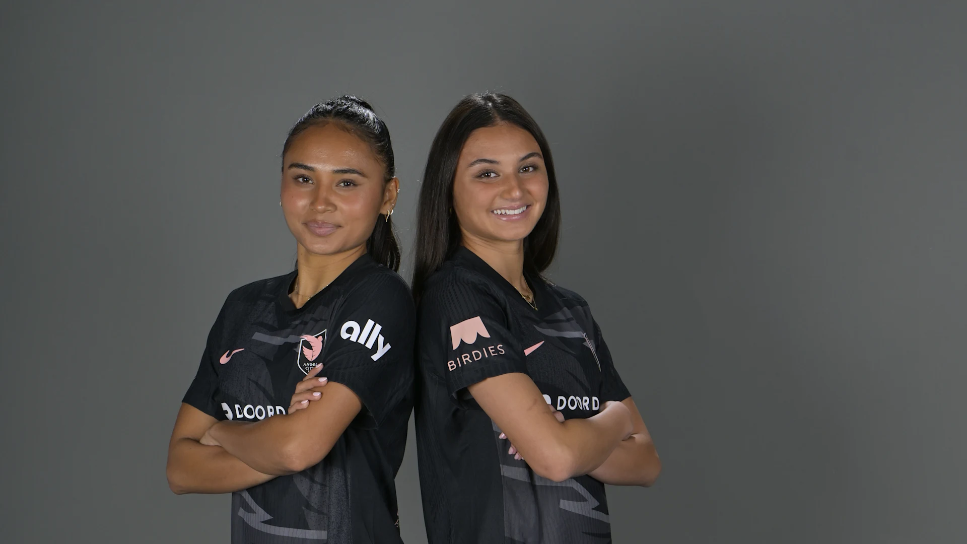 Angel City FC’s Alyssa and Gisele Thompson Sign Contract Extensions ...