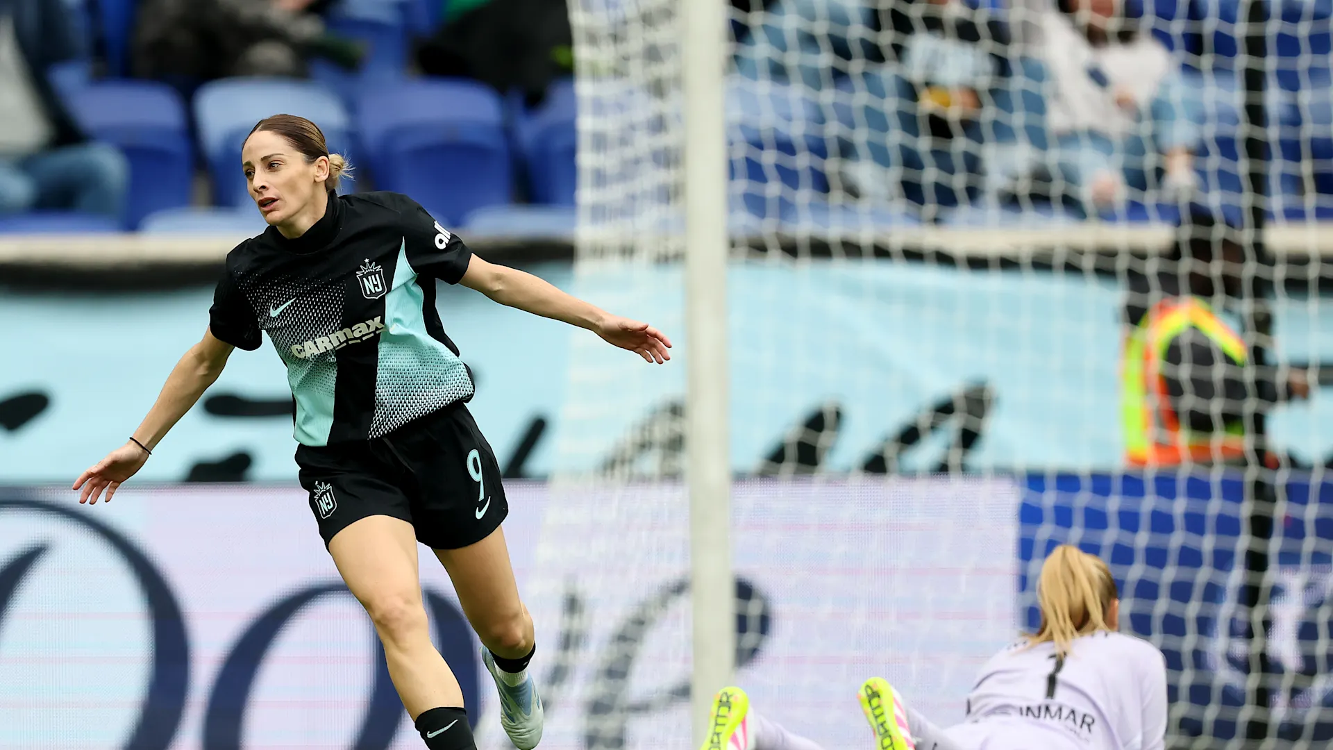 Esther González Brace Fuels Gotham FC’s First Win of 2025 | News ...