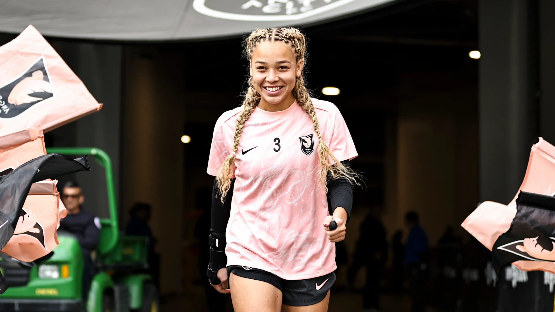 Angel City FC's Savy King opens up about scary on-field collapse for ...