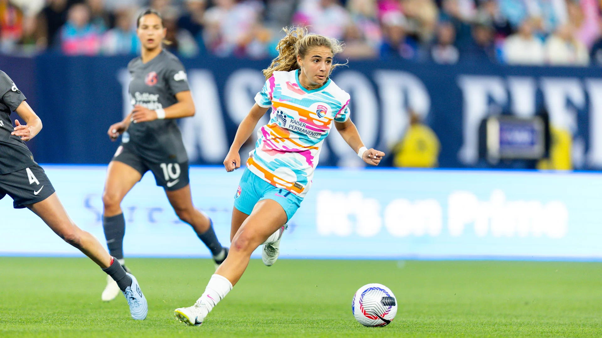 U.S. U-17s Advance to World Cup Semifinals with Commanding Win Over ...