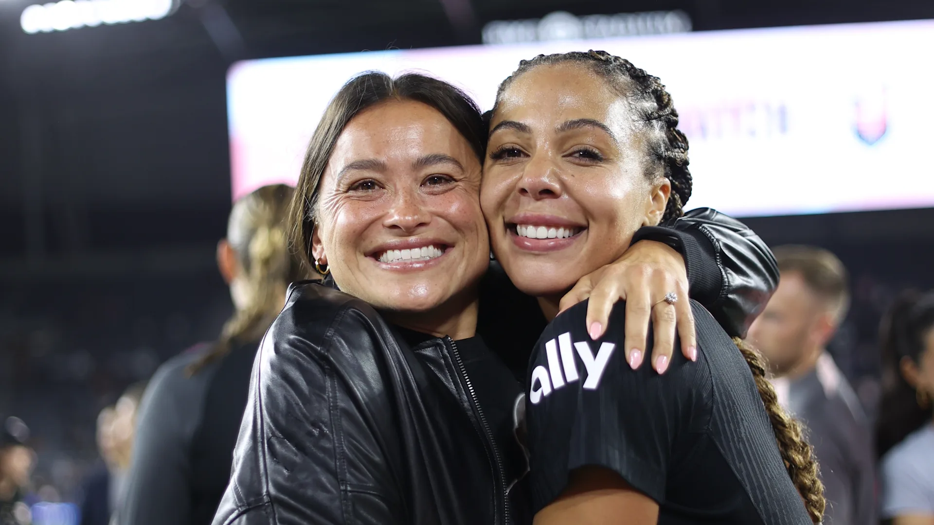 Sydney Leroux and Ali Riley Announce New Podcast, “BFFR” | News | NWSLsoccer.com